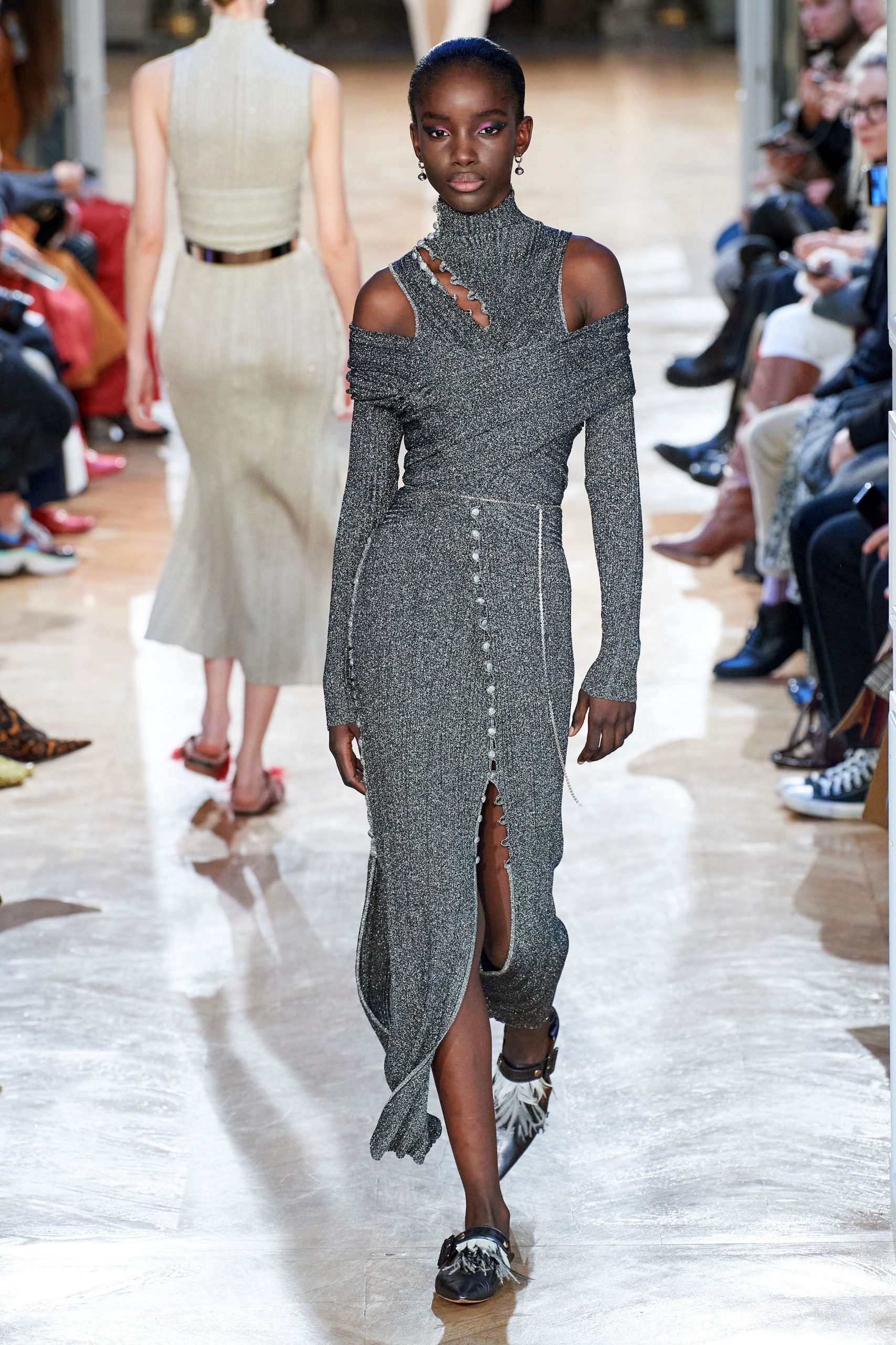 11 Runway Inspired Trends You Must Add To Your Wardrobe This Fall ...