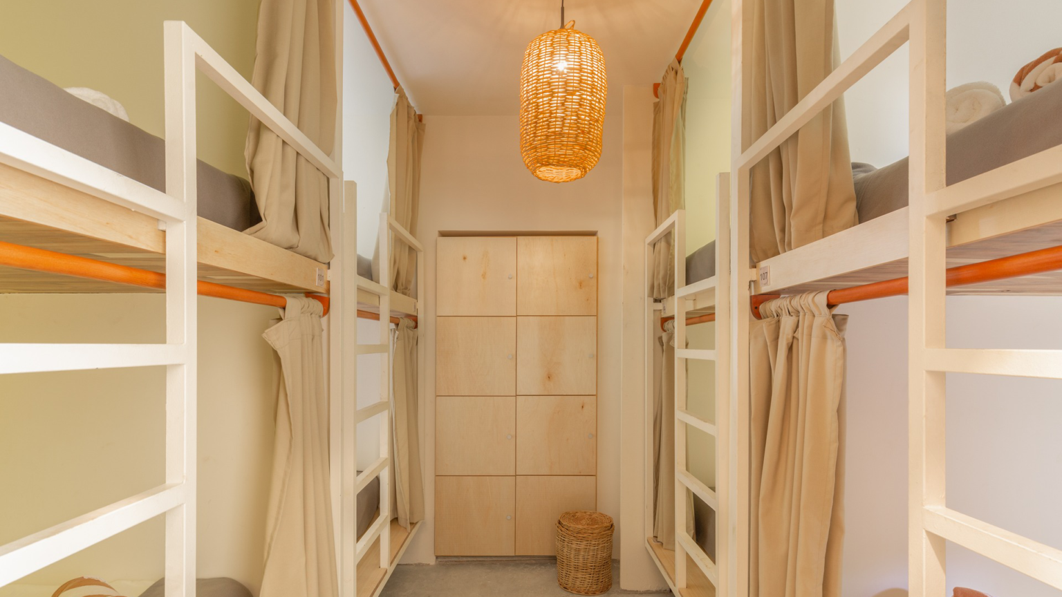 8 Cool & Inspiring Hostels to Stay in Around the World | Trendy ...